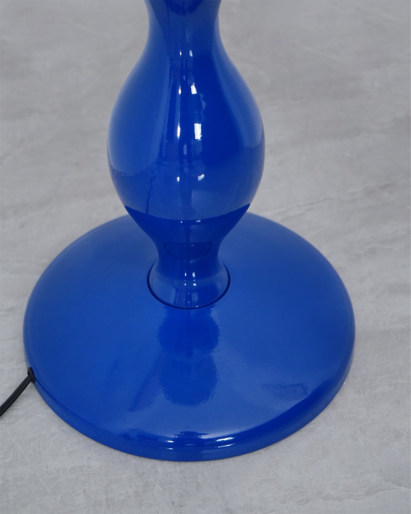 Drop Floor Lamp – Radilum