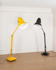 Giant Floor Lamp – Radilum