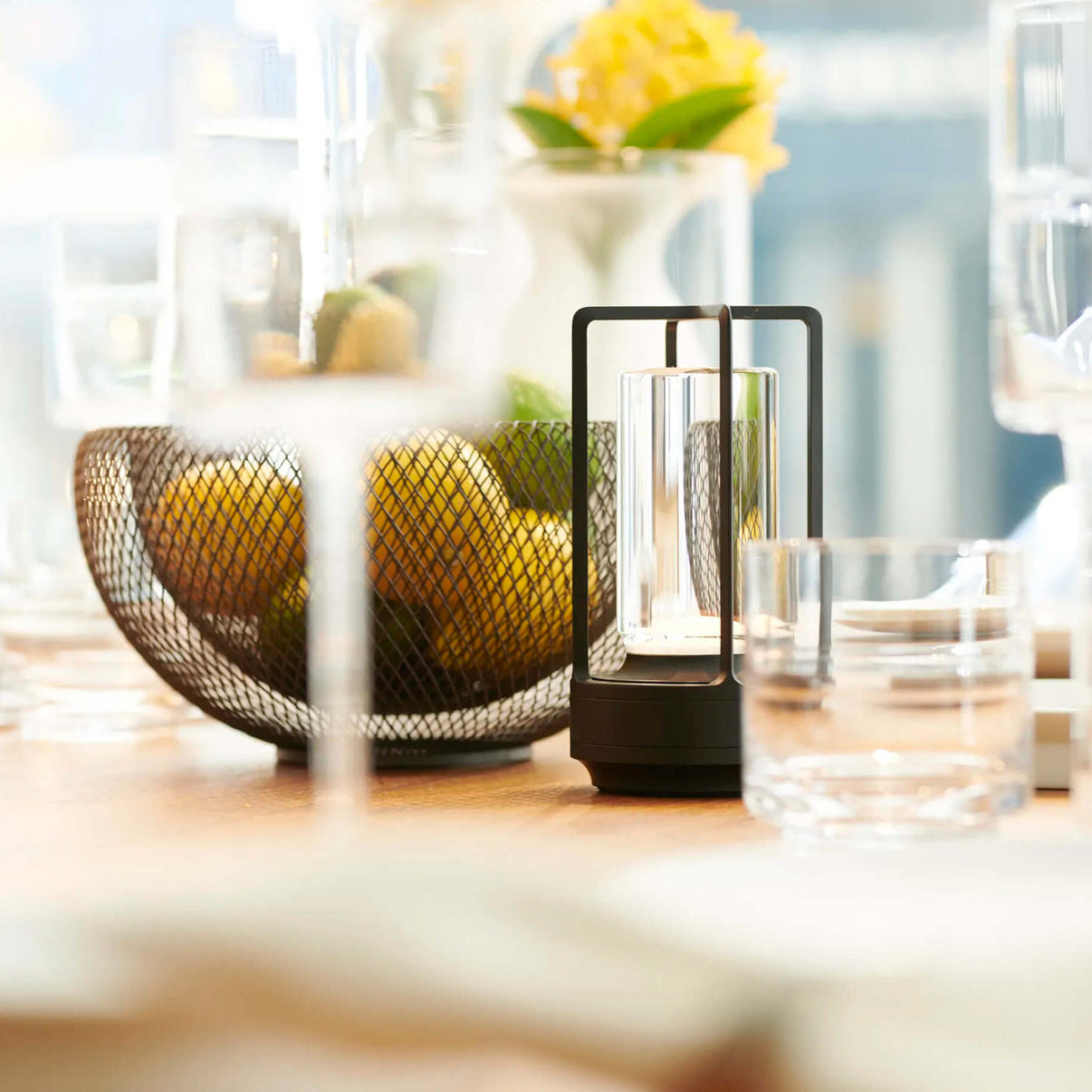 Lantern Cordless Crystal Table Lamp (built-in battery) – Radilum
