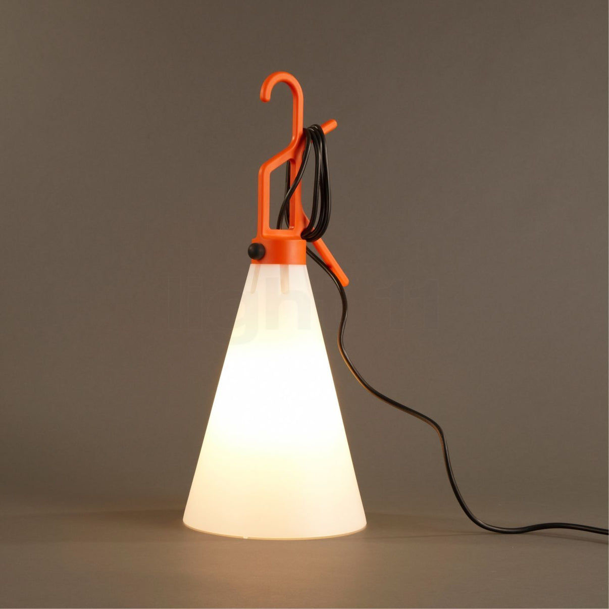 Mayday Table Lamp – Radilum
