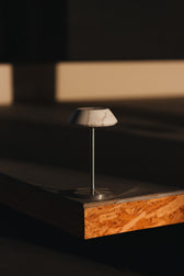 Mini Fiore Table Lamp (built-in battery) – Radilum