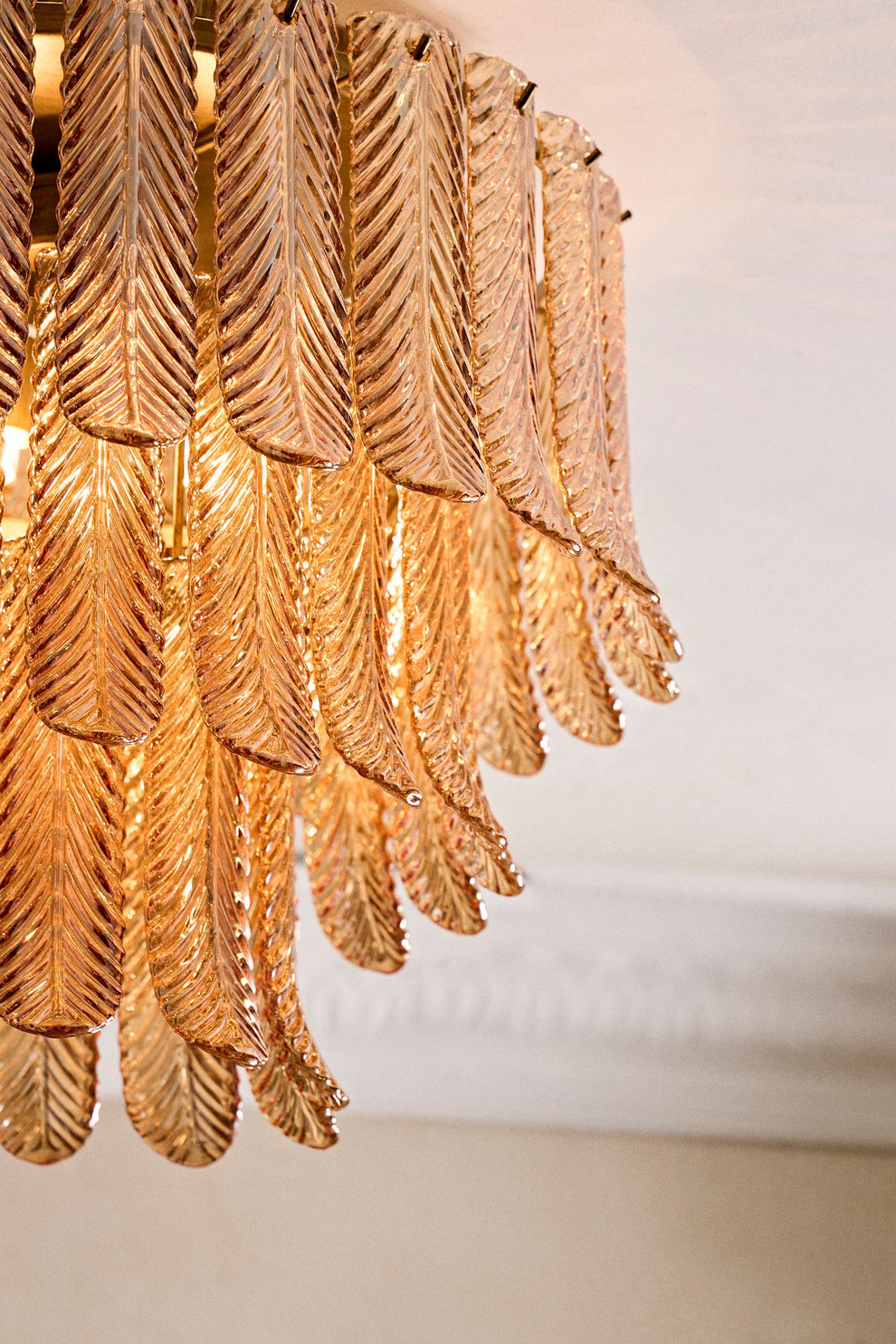 Plume Glass Ceiling Light – Radilum